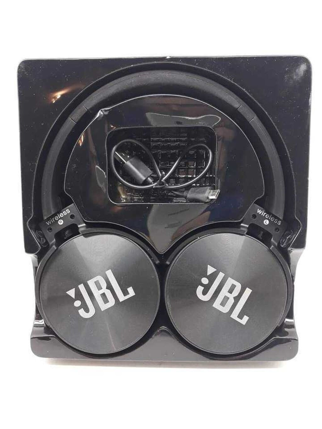 Slusalice JBL NOVO ! Cena: 2990 din   NP