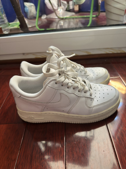 NIKE AIR FORCE BELE 38