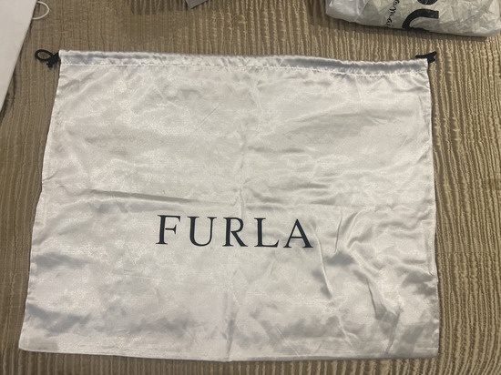 Furla dust bag za Nikola Animal Rescue