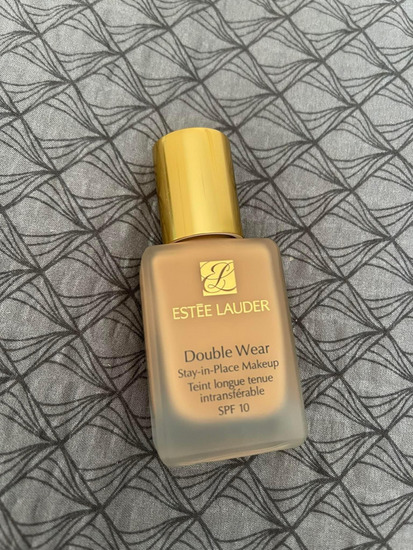 Estee Lauder puder