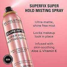 Fiksator šminke u spreju MAKEUP REVOLUTION Super Fix 150ml