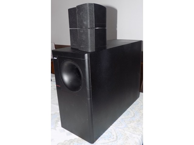 Porodajem BOSE Acoustimass AM5