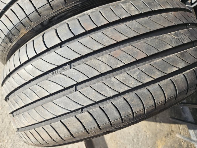 205/55 R16 MICHELIN