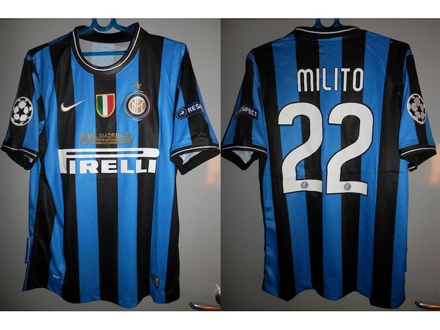 Inter dres 2009-10 Diego Milito 22