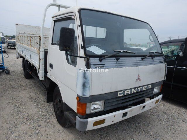 Mitsubishi CANTER kamion s ravnom platformom