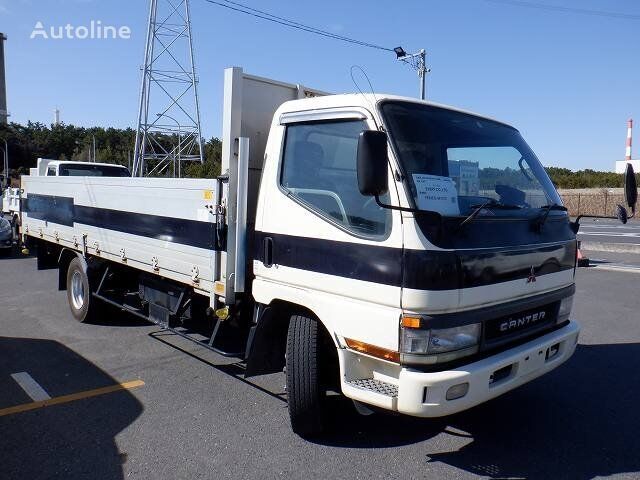 Mitsubishi CANTER kamion s ravnom platformom