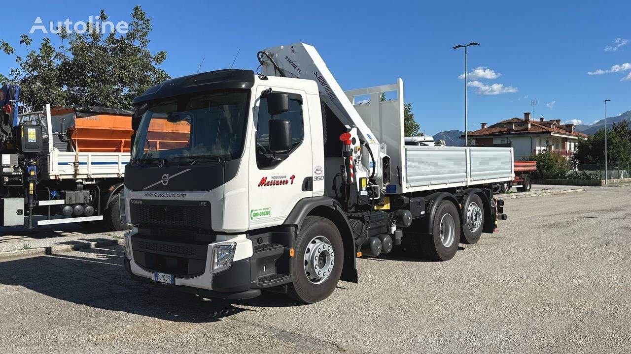 Volvo FE350 kamion s ravnom platformom