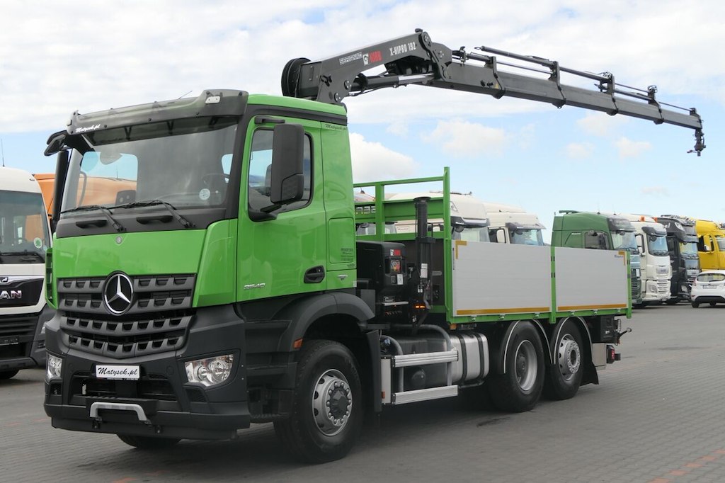 Mercedes-Benz AROCS 2636 / 6x4 / 6x2 / 4x4 / SKRZYNIOWY 5,10 m / + HDS HIAB 19 kamion s ravnom platformom