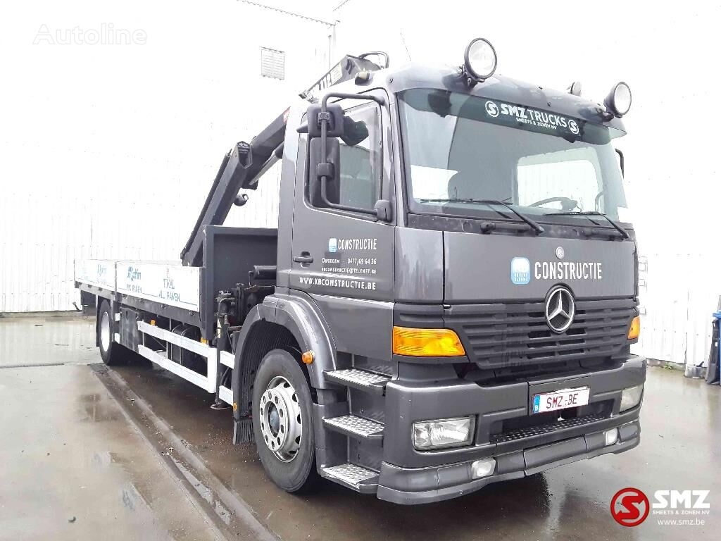 Mercedes-Benz Axor 1823 hiab 112 kamion s ravnom platformom