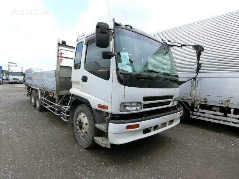 Isuzu FORWARD kamion s ravnom platformom