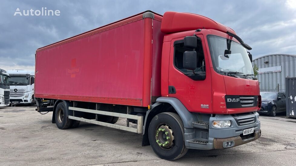 Prodaje se DAF LF 55.220 18 TONNE kamion furgon na aukciji