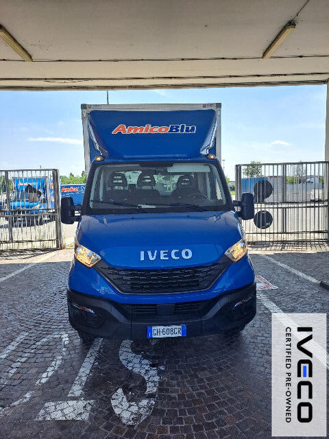 IVECO 35C16H kamion furgon