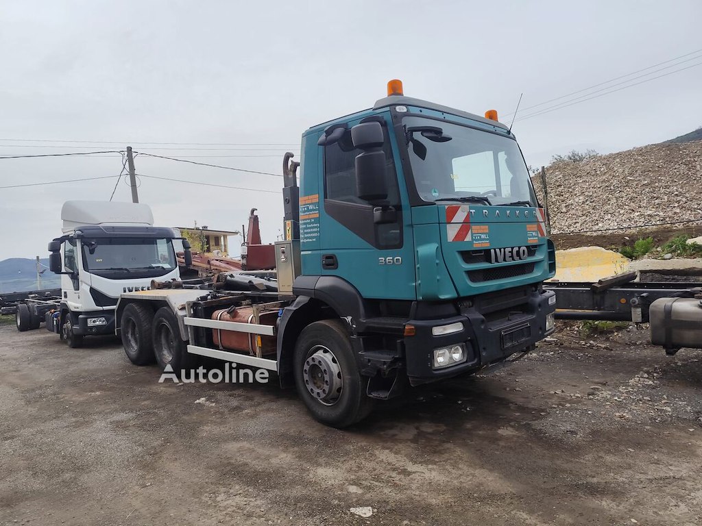 IVECO Trakker 260T36 kamion rol kiper