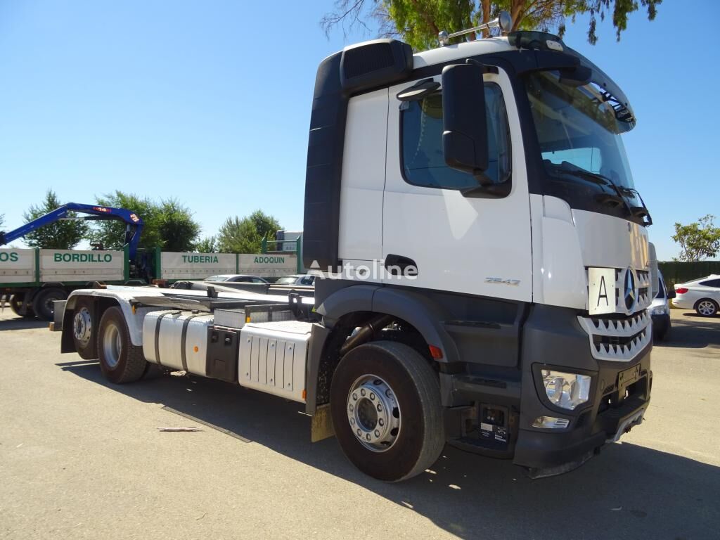 Mercedes-Benz AROCS 25 42 kamion rol kiper