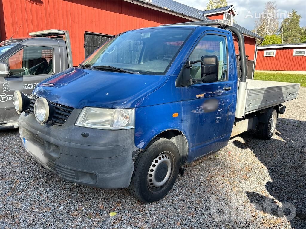 Prodaje se Volkswagen VW PICK-UP 2,5 TDI kamion s ravnom platformom < 3.5t na aukciji