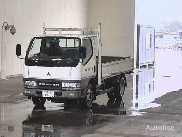 Mitsubishi CANTER kamion s ravnom platformom < 3.5t