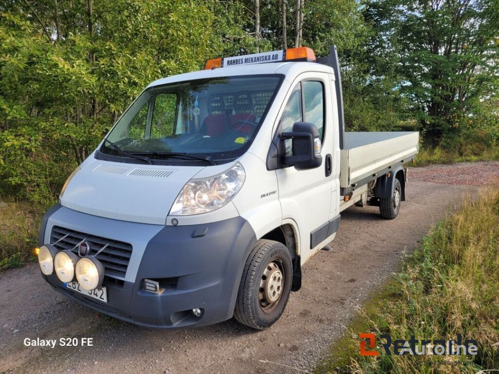 Prodaje se FIAT Ducato kamion s ravnom platformom < 3.5t na aukciji