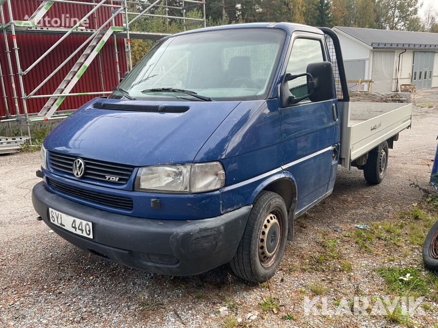 Prodaje se Volkswagen Transporter kamion s ravnom platformom < 3.5t na aukciji