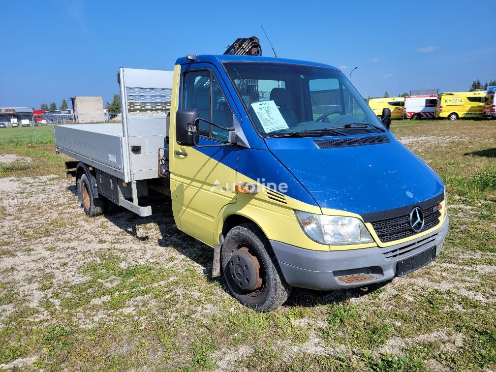 Mercedes-Benz – BENZ SPRINTER 616CDI HIAB 027-2 Crane 10.2004 kamion s ravnom platformom < 3.5t