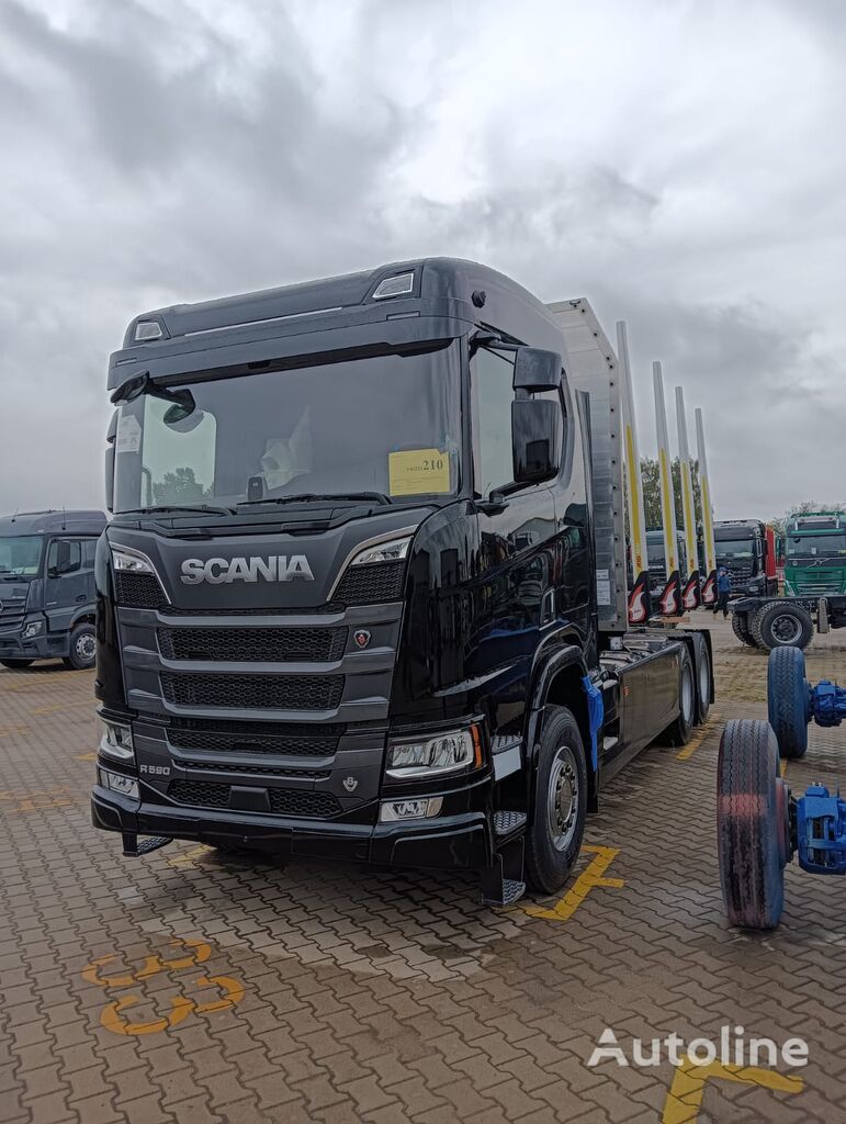 Novi Scania R 590 kamion za prevoz drva