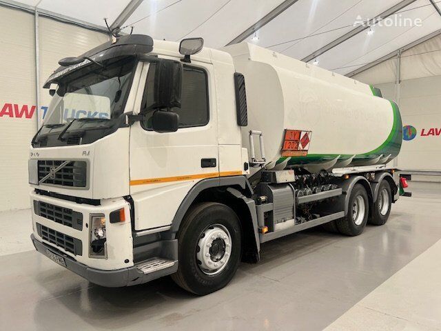 Volvo FM9 300 autocisterna za gorivo