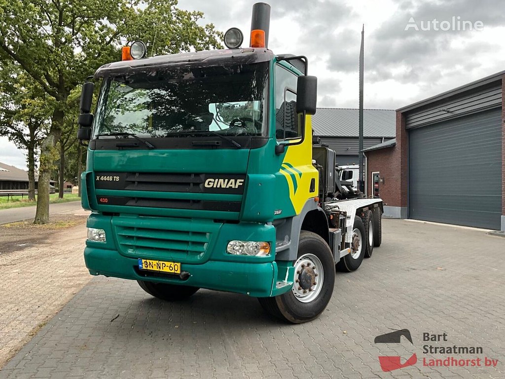 GINAF X4446 TS 8x8 Euro 3 Handgeschakeld Container kettingsysteem met kamion sa kukom za podizanje tereta