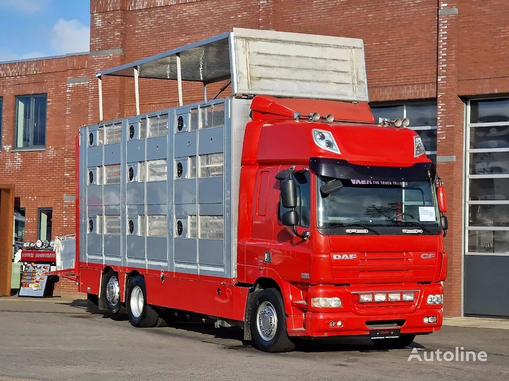 DAF CF 85.410 Spacecab 6x2*4 - Cuppers livestock 3 deck - Water & Ve kamion za prevoz stoke