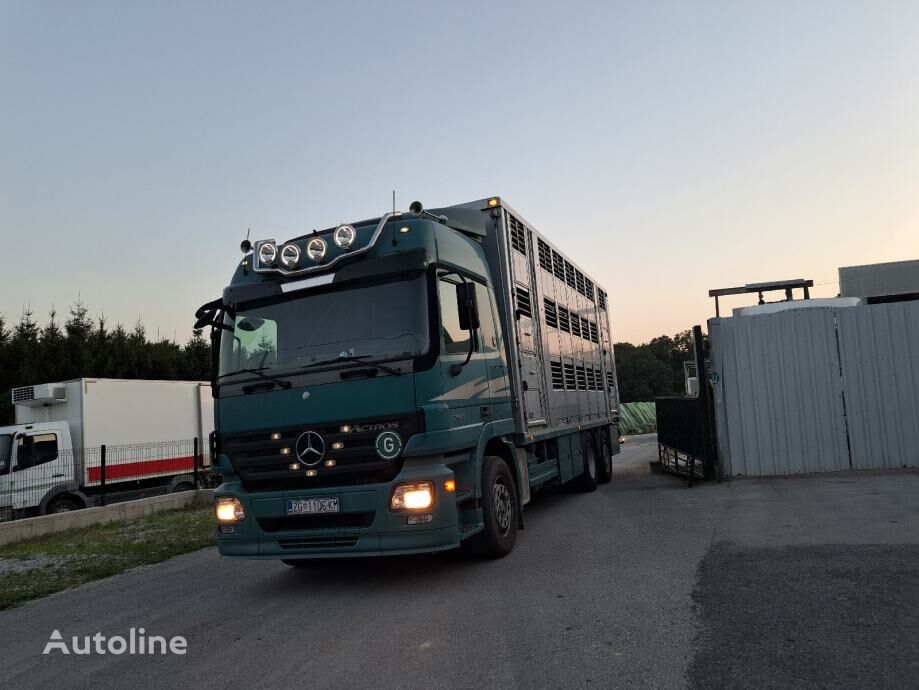 Mercedes-Benz Actros 2541 kamion za prevoz stoke