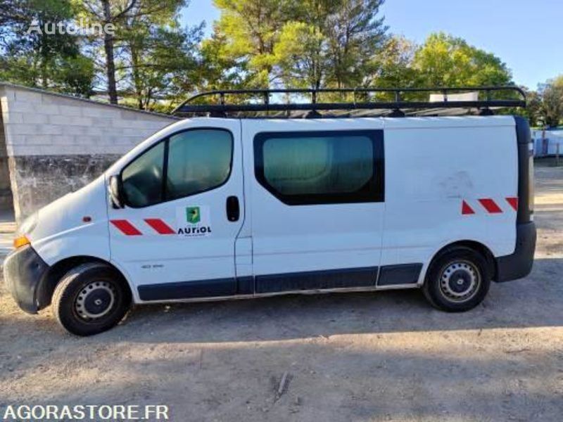 Prodaje se Renault TRAFIC minibus furgon na aukciji