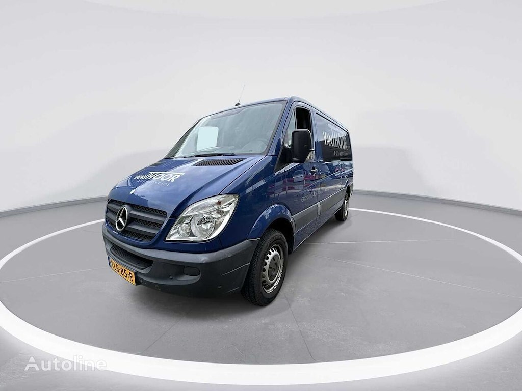 Prodaje se Mercedes-Benz Sprinter minibus furgon na aukciji