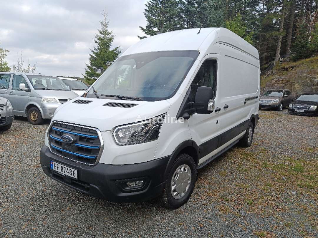 Prodaje se Ford Etransitt minibus furgon na aukciji