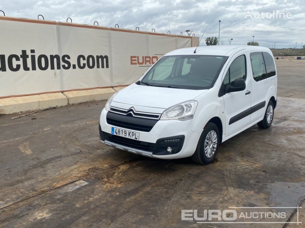 Prodaje se Citroen Berlingo laki furgon na aukciji