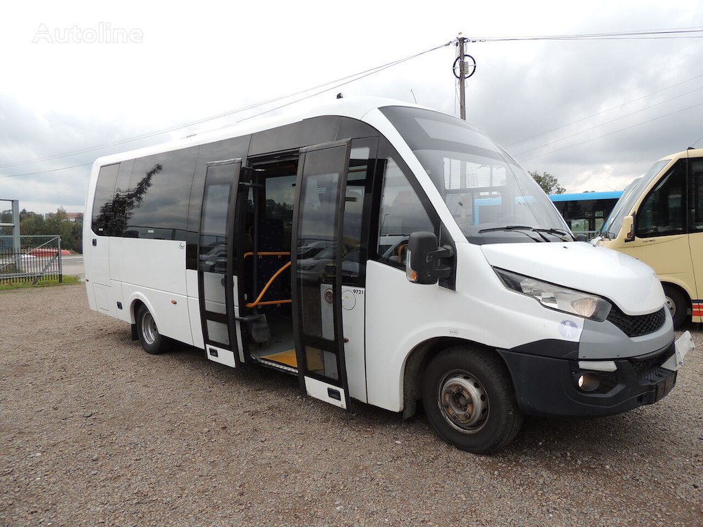 IVECO ROSERO FIRST EURO-6 turistički autobus