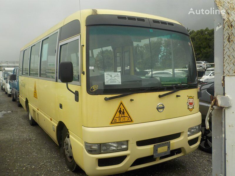 Nissan CIVILIAN prigradski autobus