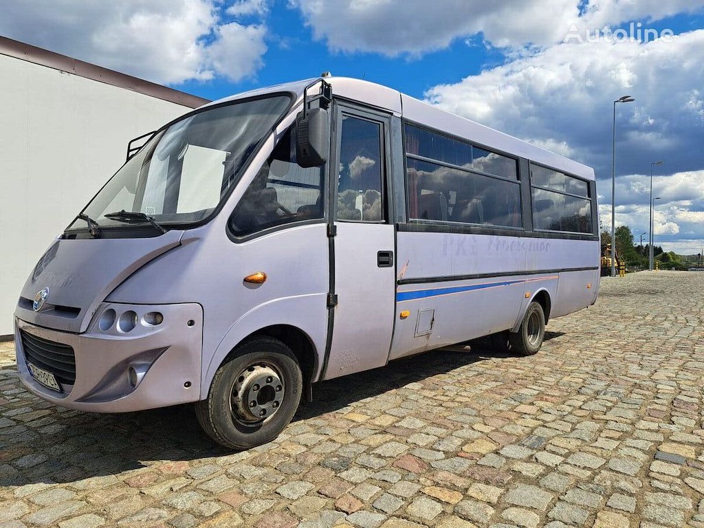 IVECO CACCIAMALI THESI 65C prigradski autobus