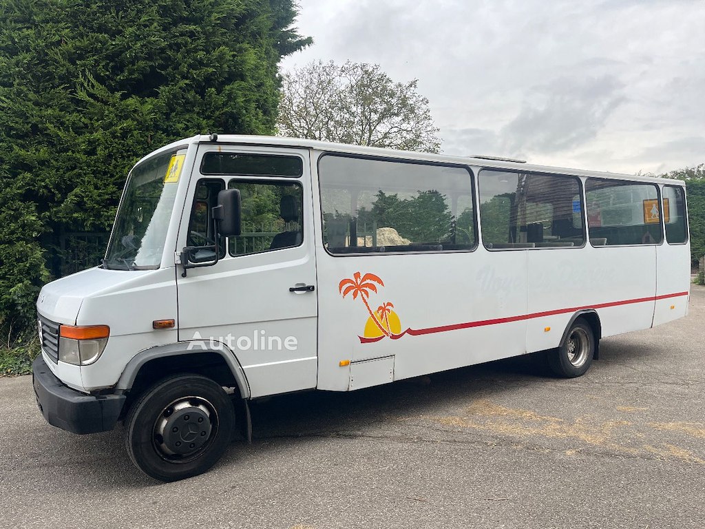 Mercedes-Benz Vario prigradski autobus