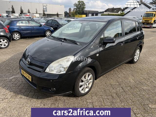 Toyota Verso 1.8 VVT-i Dynamic minivan