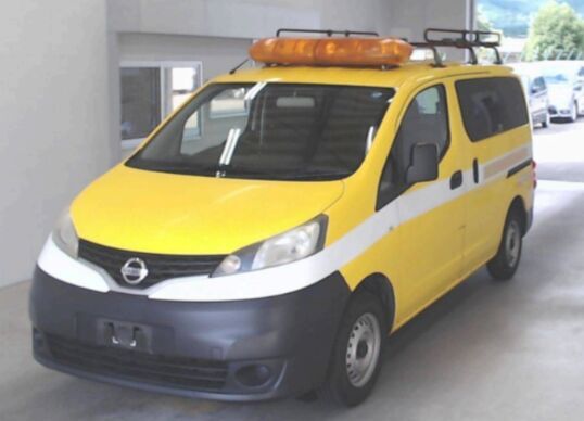 Nissan NV200 VANETTE VAN kombi minibus