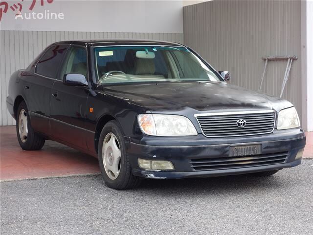 Toyota CELSIOR sedan