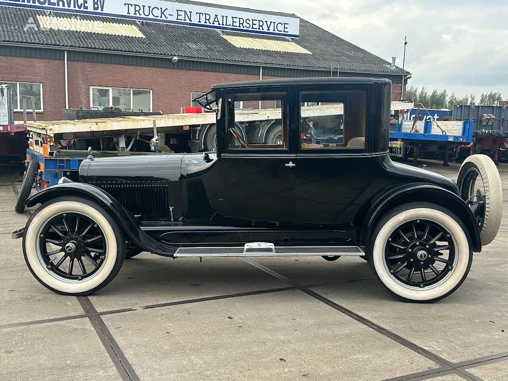 Buick KOMPLEET GEREVISEERD IN NIEUWSTAAT sedan