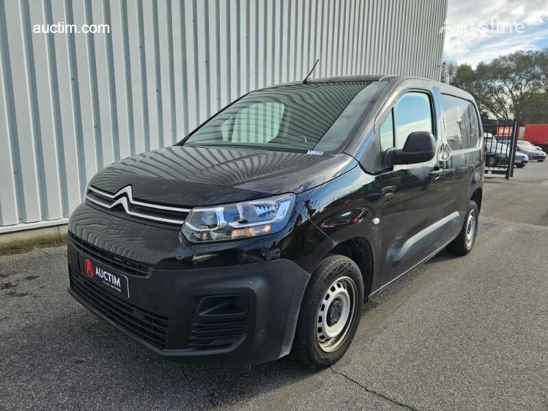 Prodaje se Citroen Berlingo sedan na aukciji