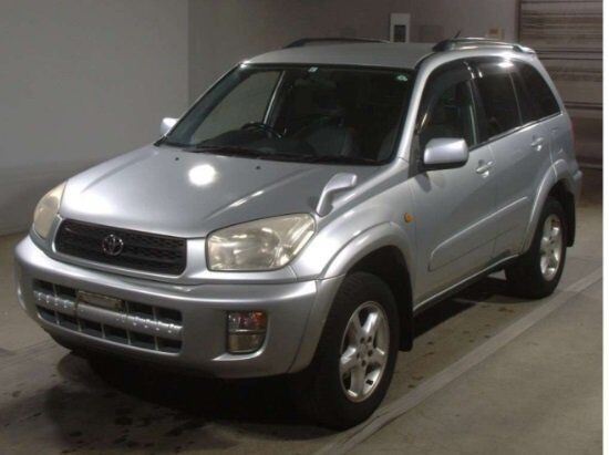 Toyota RAV4 krosover