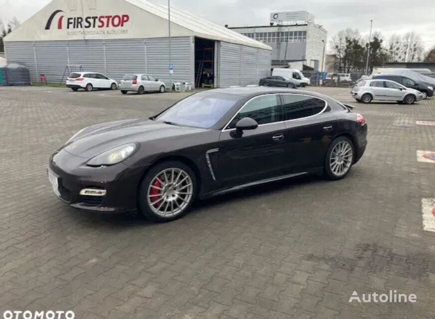 Porsche Panamera hečbek