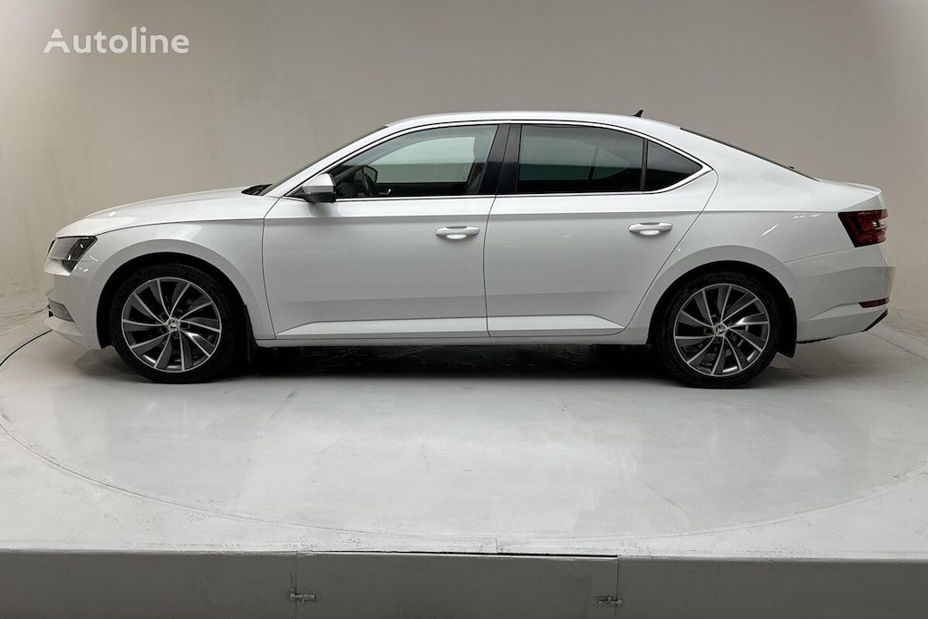 Prodaje se Škoda Skoda Superb sedan na aukciji