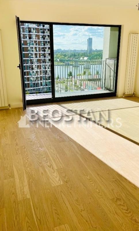 Bulevar Vudroa Vilsona, Četvorosoban stan za izdavanje, 1102m2, 2.500€