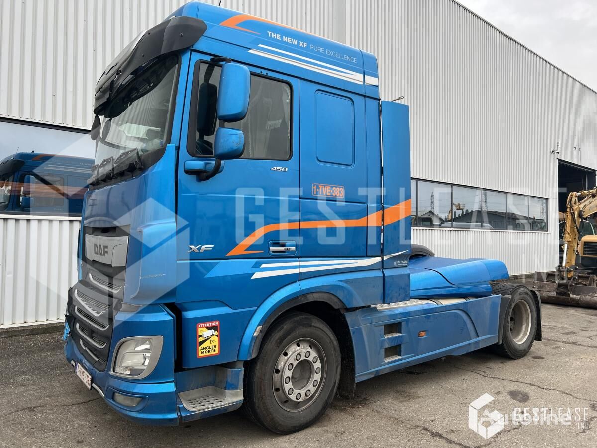 DAF XF450 FT tegljač nakon udesa