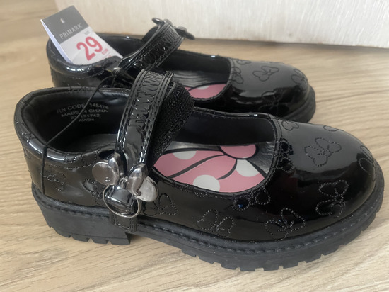 Nove Primark cipelice minnie lakovane