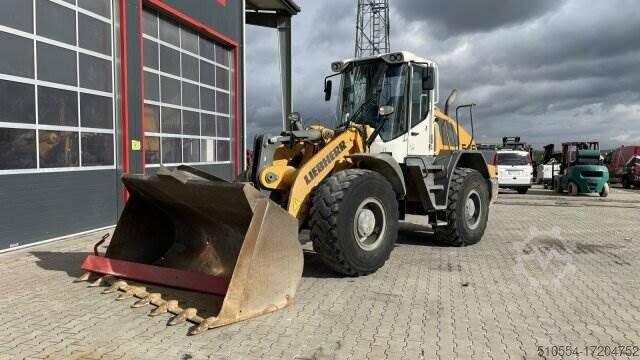 Utovarivač točkova
Liebherr L 546 / 4x4 / TOP ZUSTAND Klima/Radio