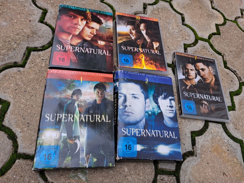 SUPERNATURAL nekoliko sezona na DVD original