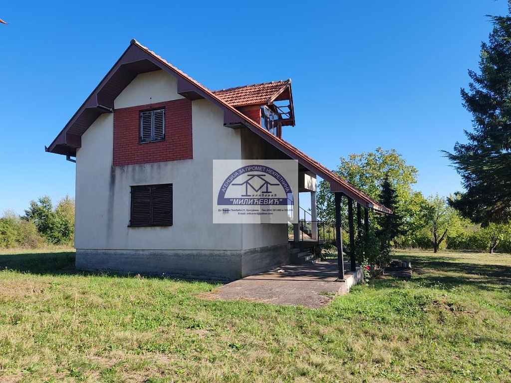 Prodaja, Kuća, 40m2 , Kragujevac